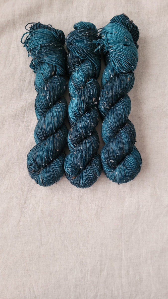 True Teal - Donegal Sock yarn – Skip Rope Yarn Co